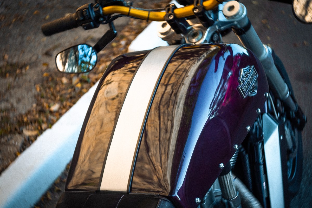 Harley Davidson V-Rod Café Racer – Free Hand Motorcycles